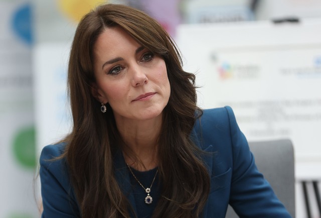 Filhos vão se juntar a Kate Middleton em sacada de palácio para evento ...