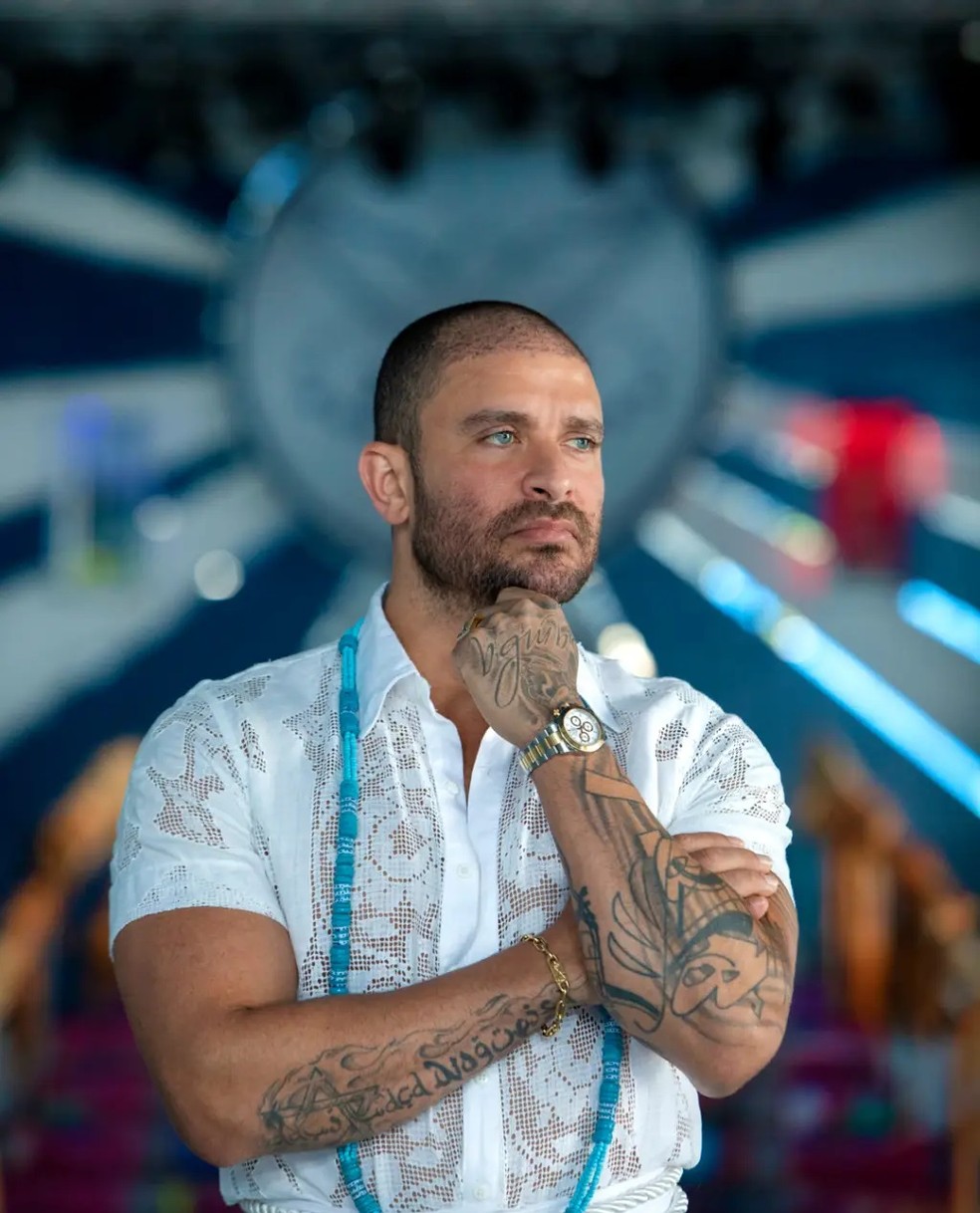 Diogo Nogueira fala de novo trabalho e relacionamentos: 'O amor é sagrado'