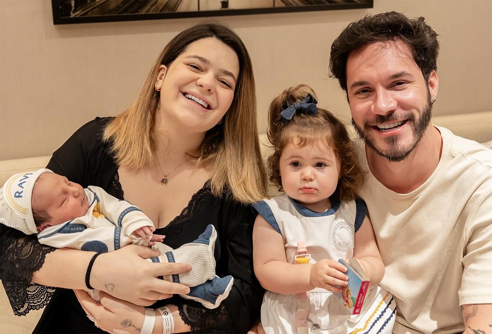 Viih Tube se emociona ao falar sobre Ravi, internado em São Paulo