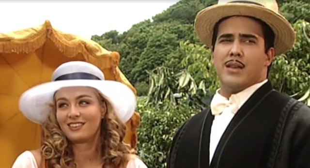 André Marques posa com Angélica e fãs pedem: 'Volta, Vídeo Show'