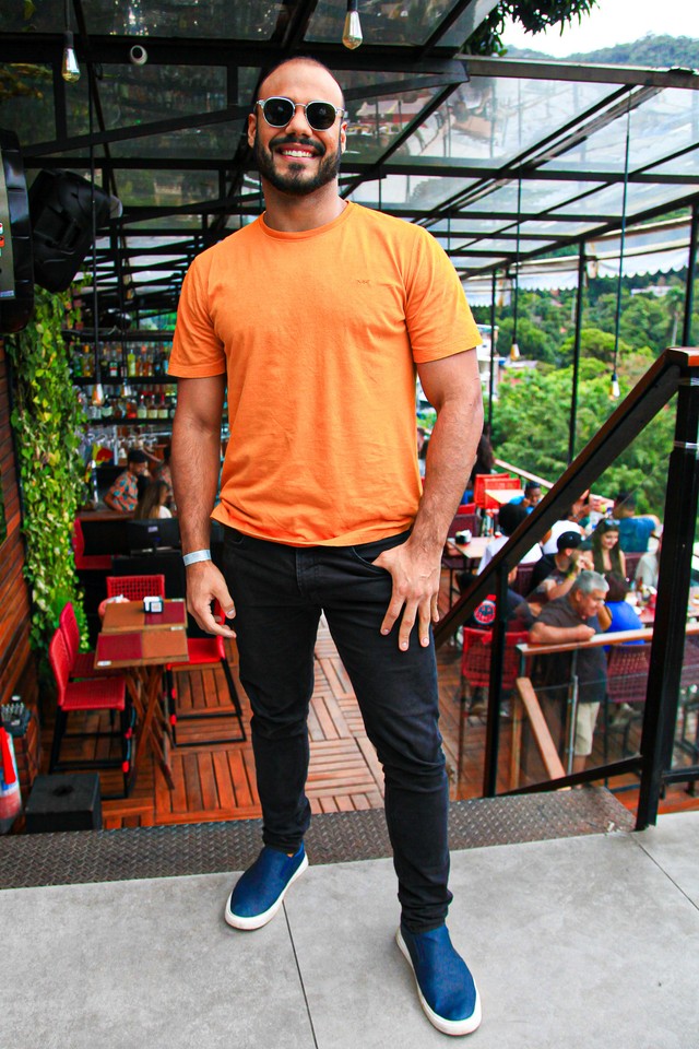 Ex-participantes do 'BBB 24' se encontram em almoço na Rocinha