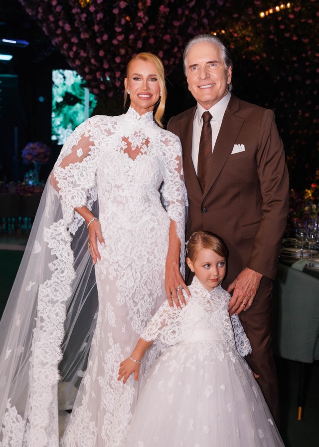 Roberto Justus reúne ex-mulheres em dia de renovação de votos com Ana ...