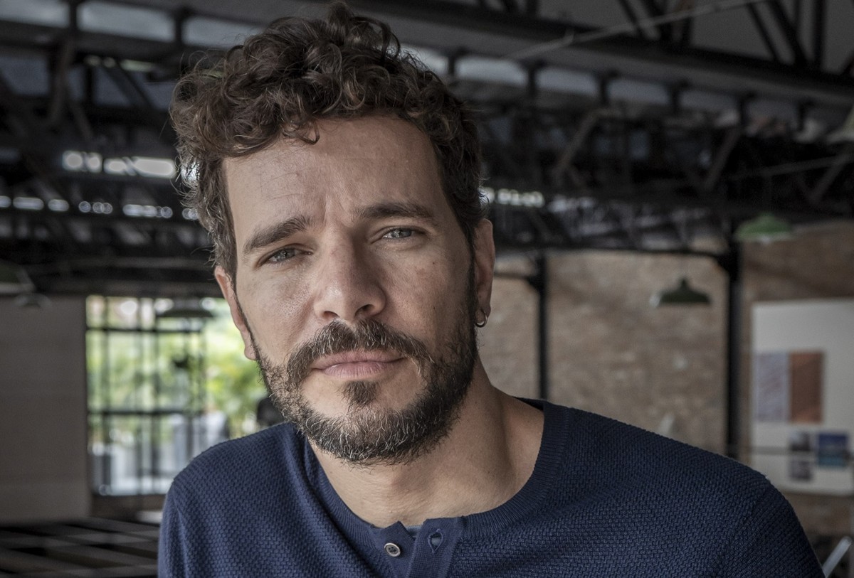 Vinte anos após 'Cobras e Lagartos', Daniel de Oliveira volta a fazer ...