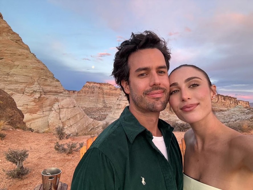 Elisa Zarzur recebe anel de noivado igual ao de Hailey Bieber