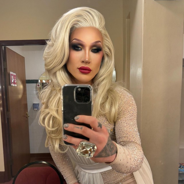 The Vivienne, vencedora do 'RuPaul's Drag Race UK', morre aos 32 anos