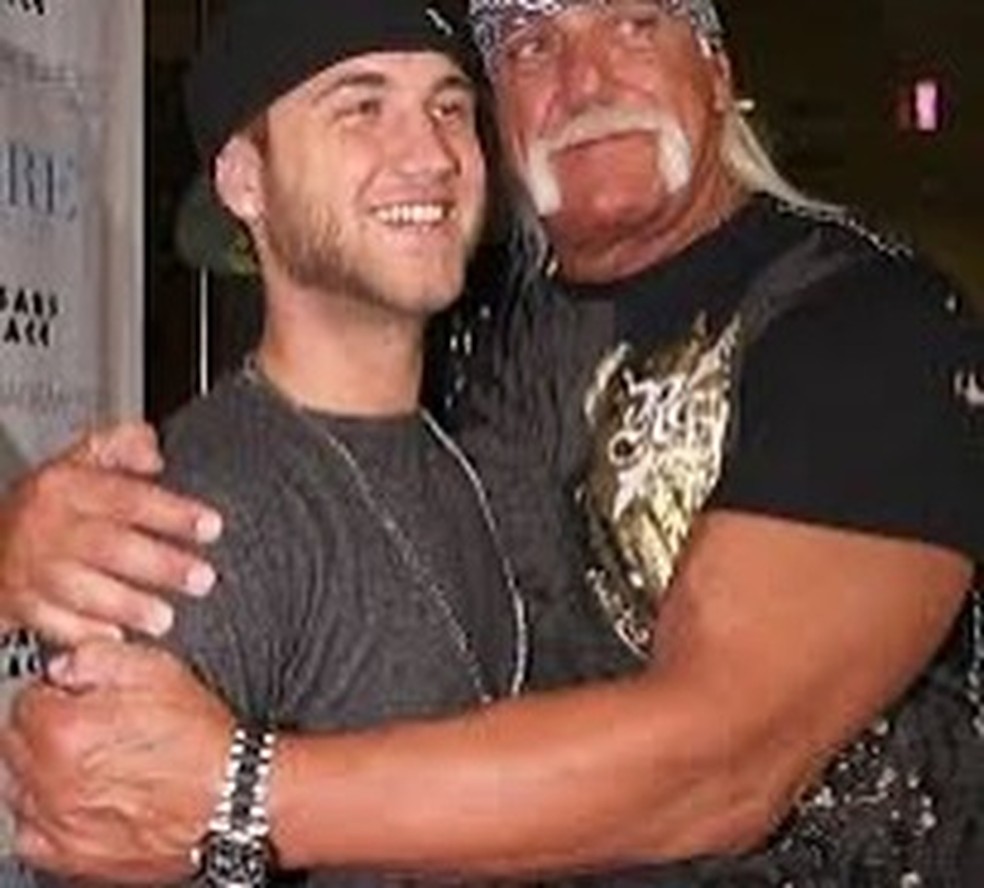 Filho emociona com homenagem a Hulk Hogan: 'Faria qualquer coisa pra tê ...