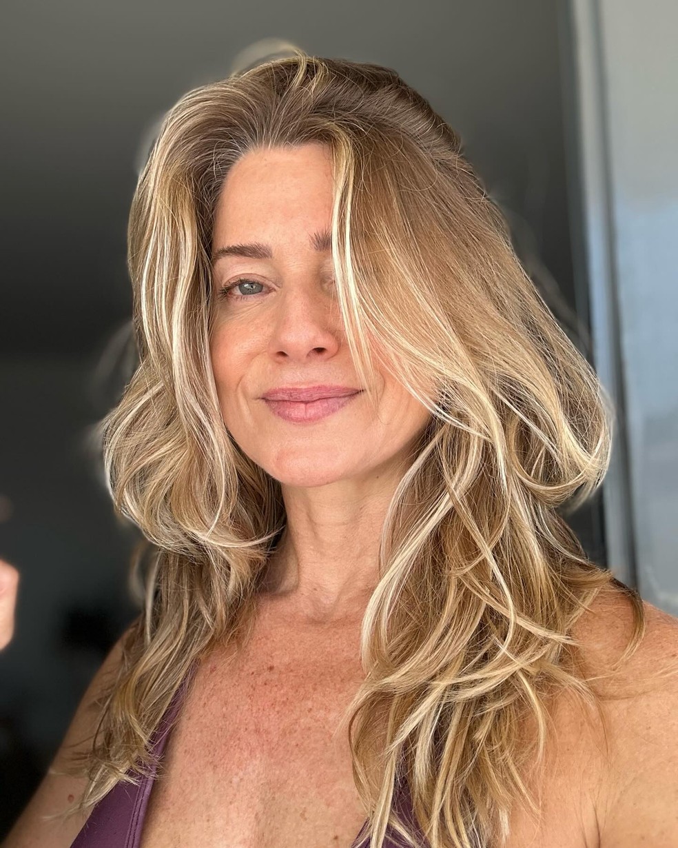 Como a atriz Letícia Spiller é sem maquiagem? Veja a foto