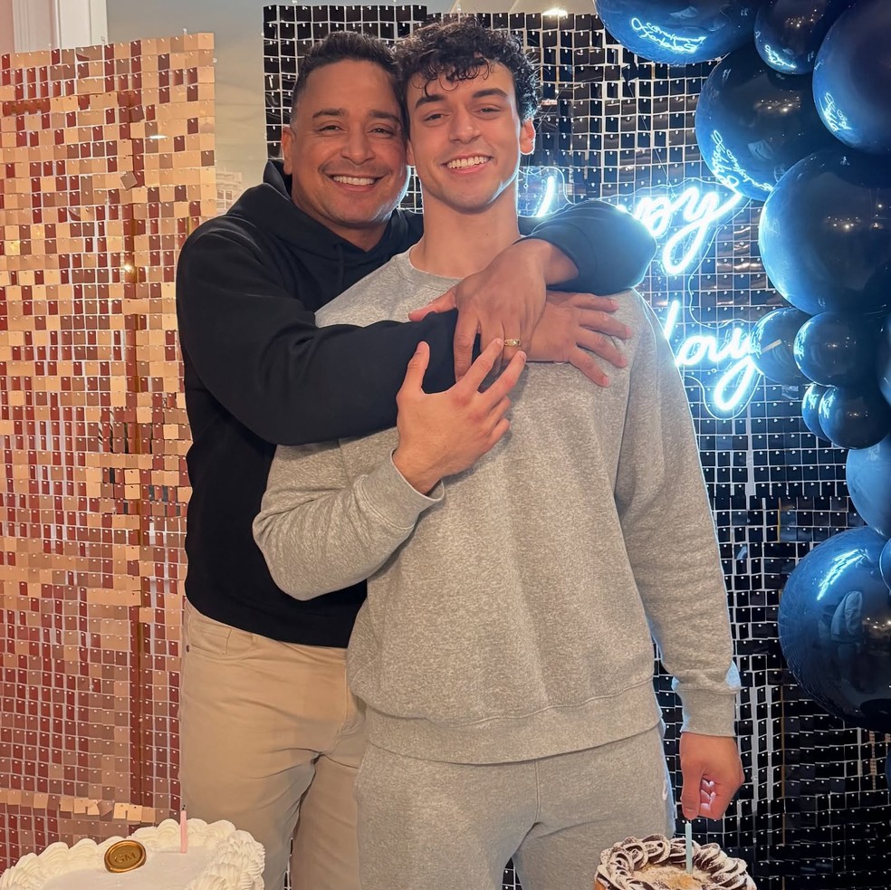 Carla Perez e Xanddy celebram os aniversários dos filhos, Camilly e ...