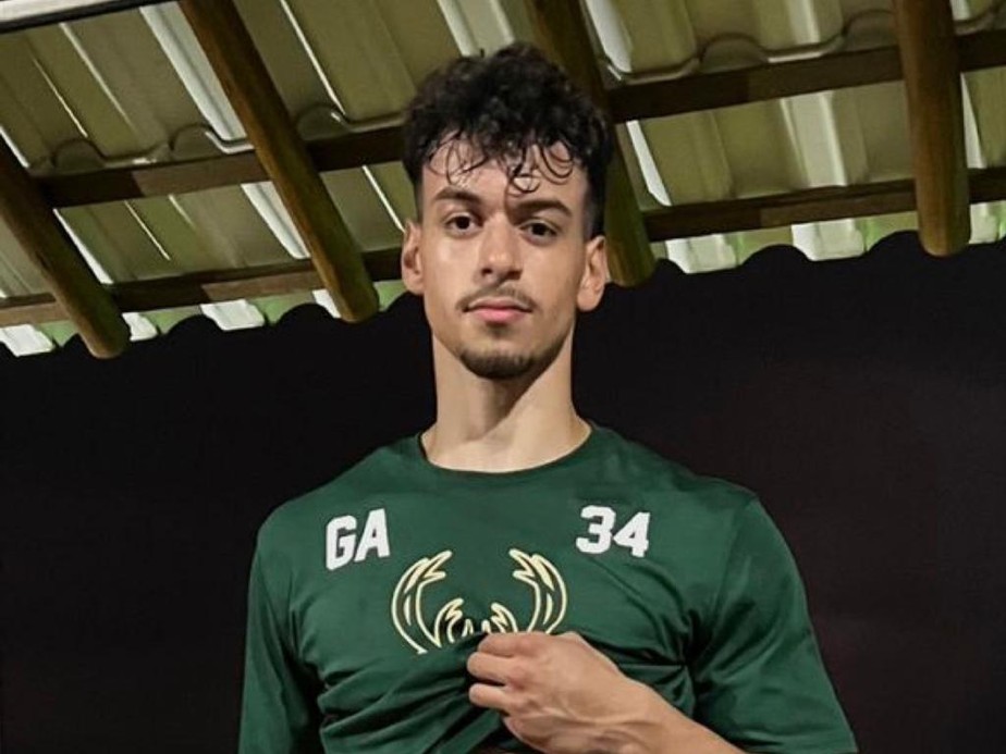 Filho de Xanddy e Carla Perez exibe músculos, e revela segredos do shape