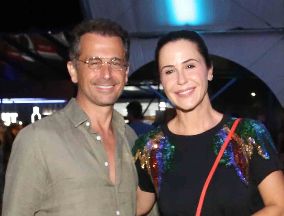 Guilhermina Guinle vai com o marido, irmão de Giovanna Antonelli, a show