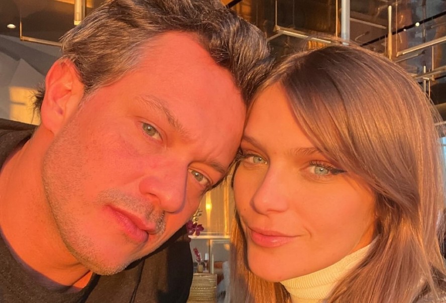 Isabella Santoni curte Nova York com o novo namorado, Henrique Blecher