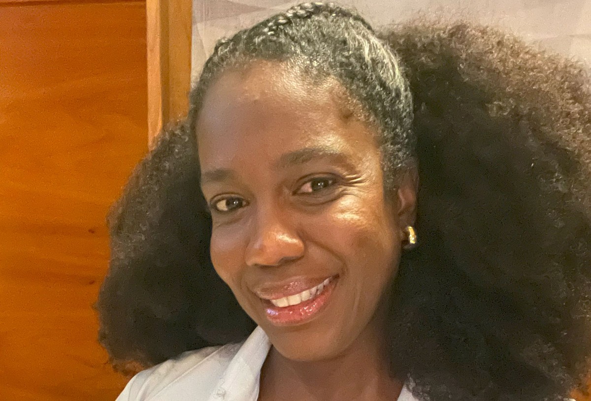 Maria Gal vive oncologista empática no filme 'Câncer com Ascendente em ...