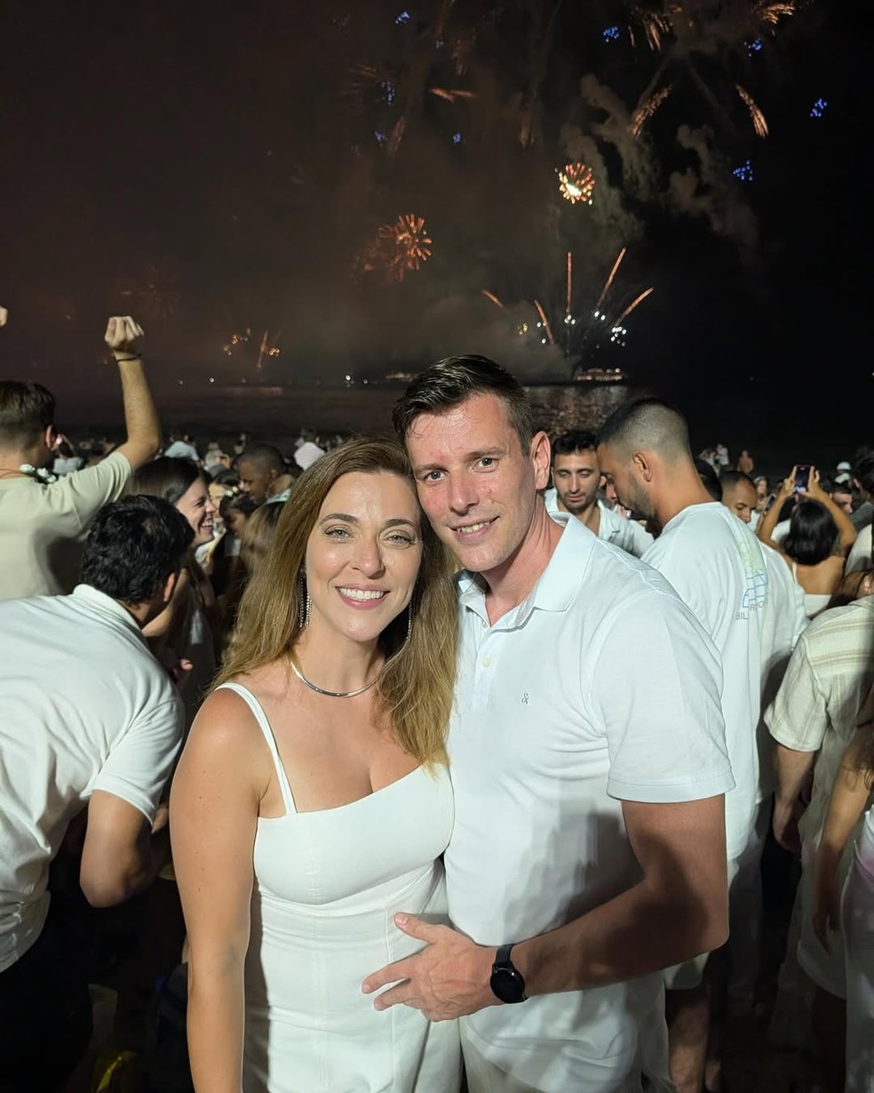 Júlia Rabello lembra como conheceu o namorado gringo em voo ...