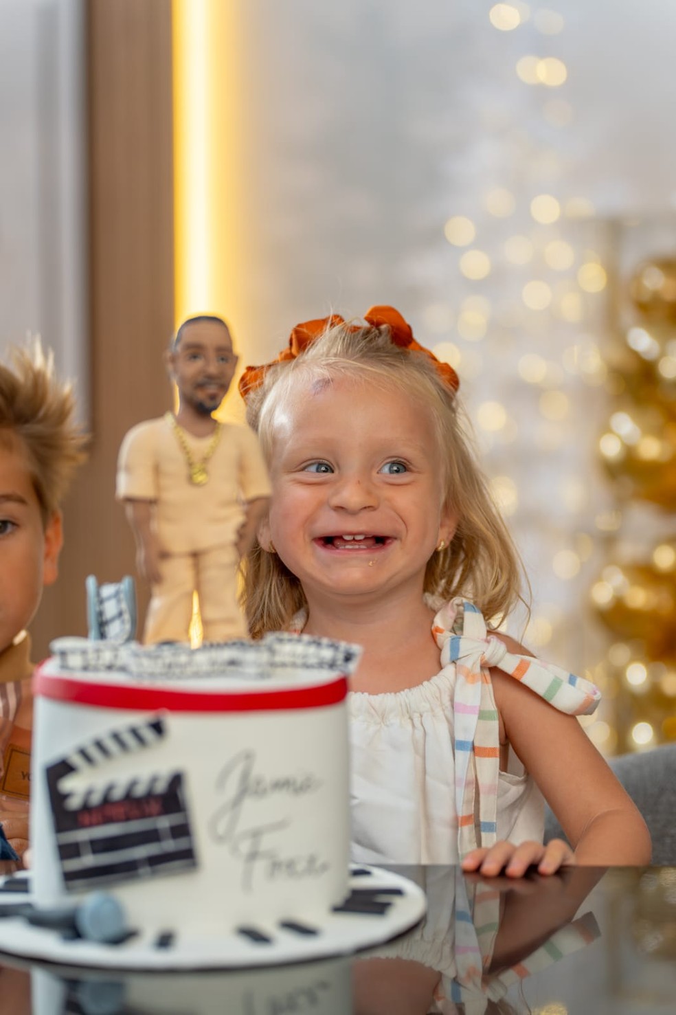 Julio Rocha celebra com filhos e esposa aniversário de Jamie Foxx com festa temática: 'Chorei ...