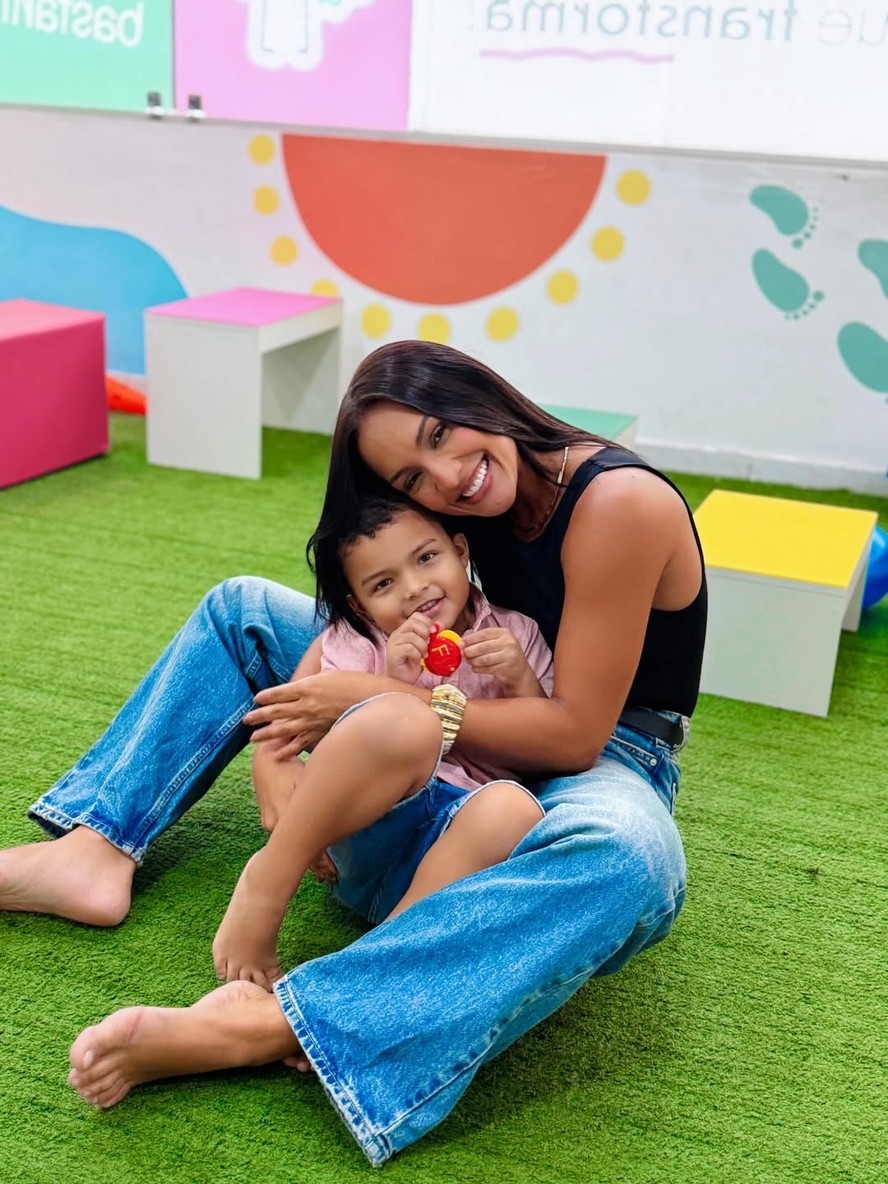 Maxiane conta que filho recebeu diagnóstico de autismo: 'Me permite ...