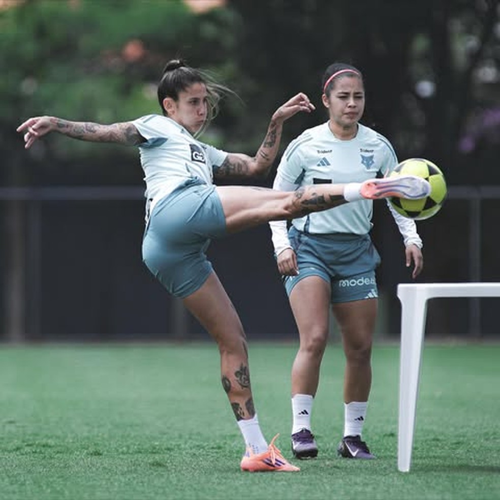 Gaby Soares, jogadora do Cruzeiro, abre conta em plataforma adulta; saiba motivo