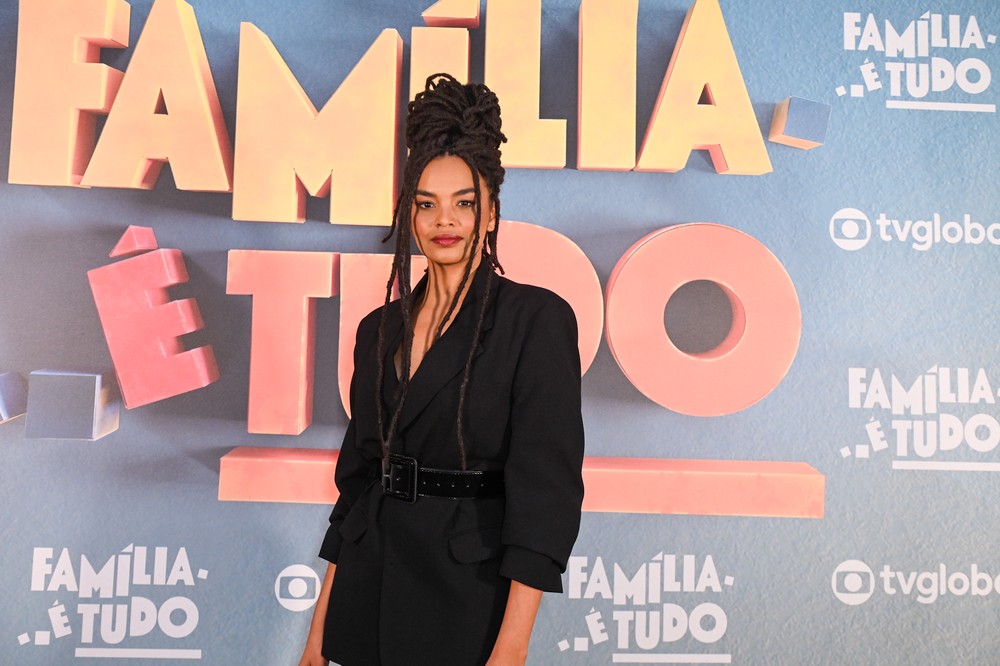 Arlete Salles, Rafa Kalimann e Nathalia Dill lançam 'Família É Tudo'; fotos