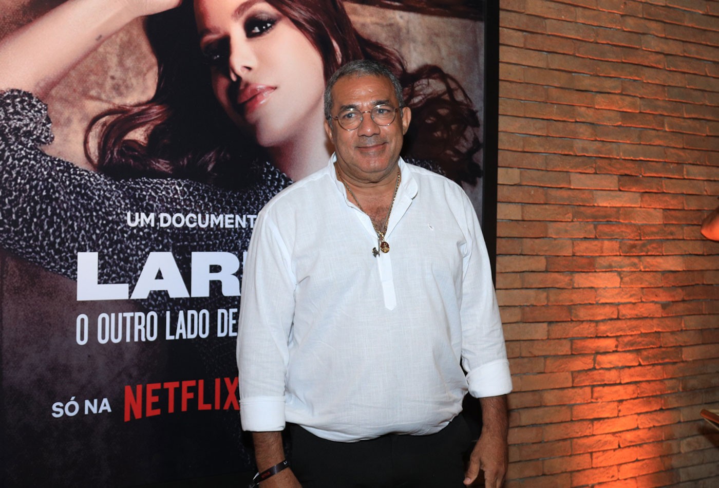 Pai de Anitta conta por que ainda trabalha em sua loja mesmo após a ...