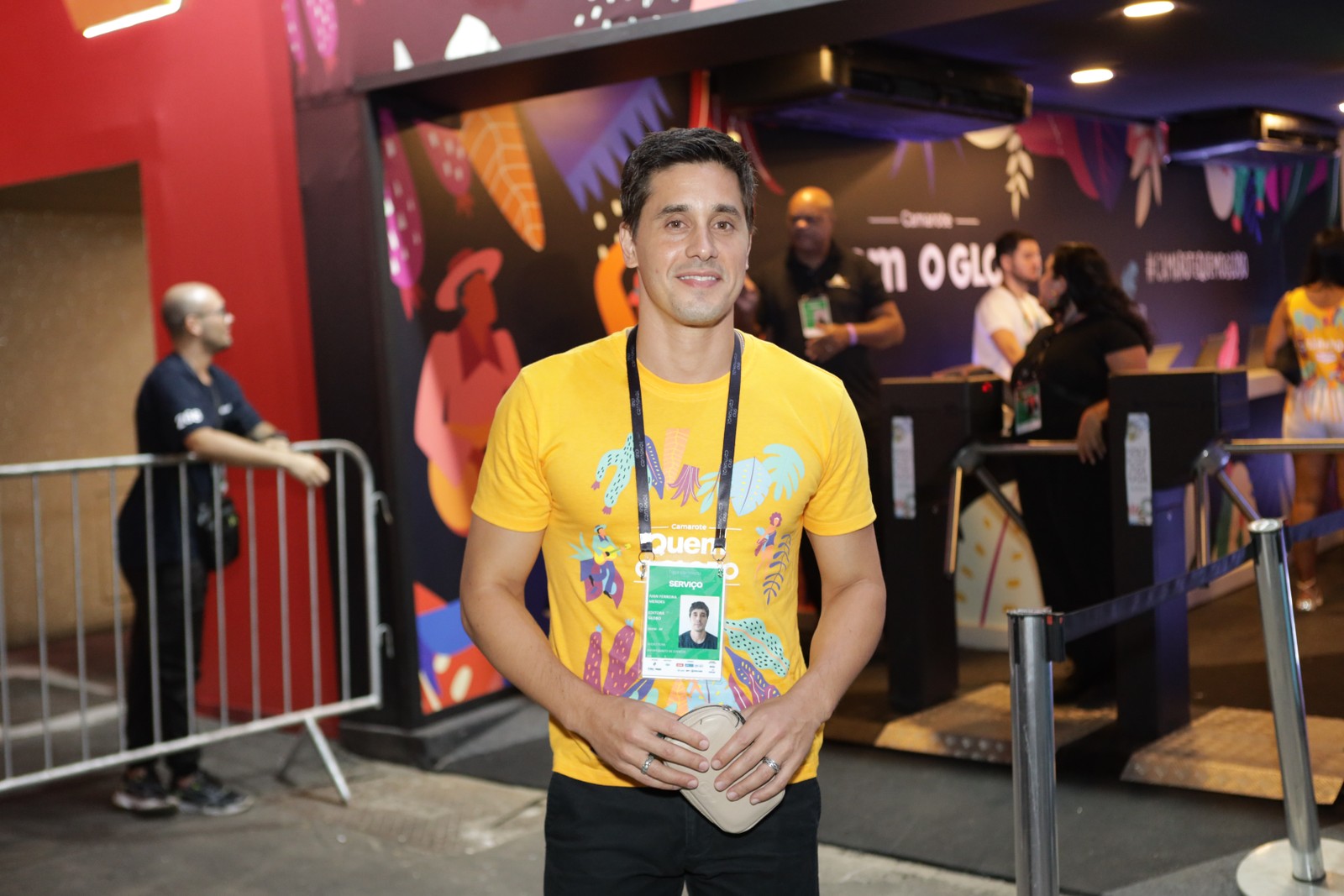 Prestes a ser bisavó, Arlete Salles curte Carnaval e fala de trabalho ...