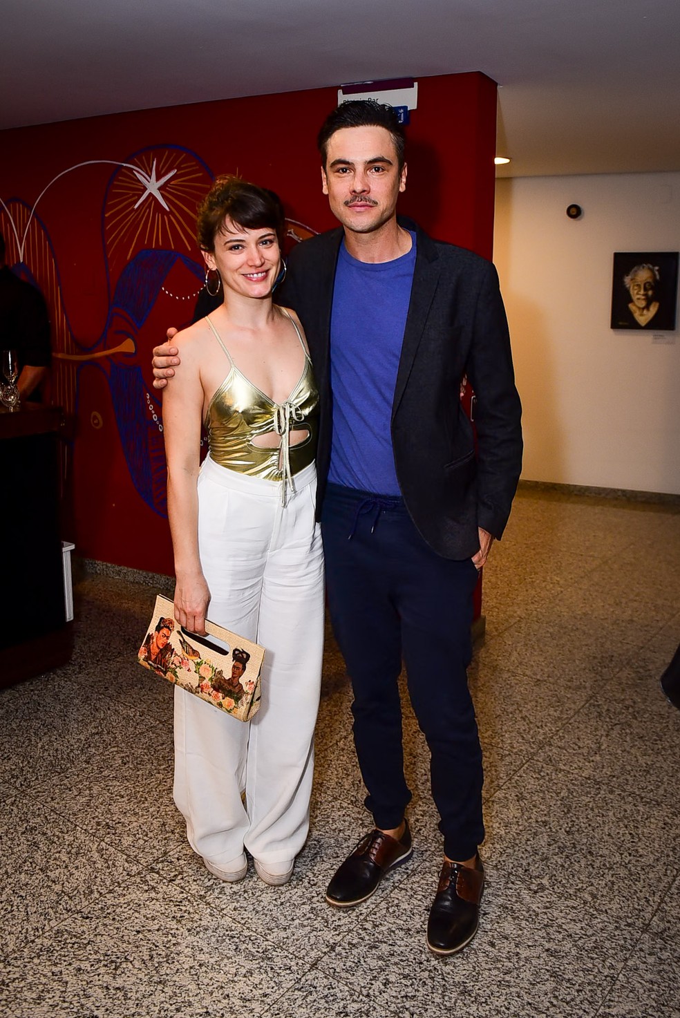 Bianca Bin mostra treino e aula de luta com body fio-dental cavadíssimo ...