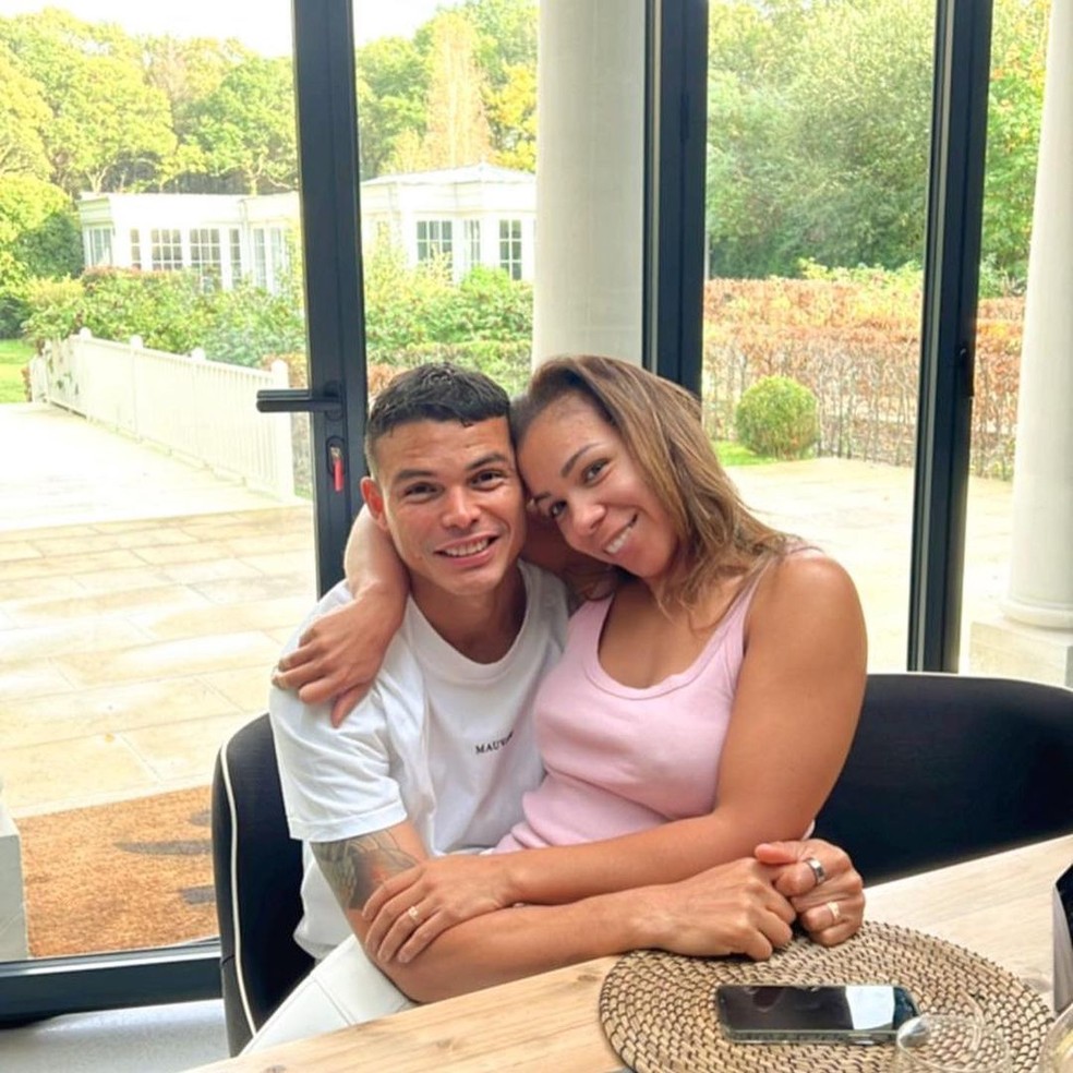 Thiago Silva resgata foto do início de de relação de 17 anos com Belle ...