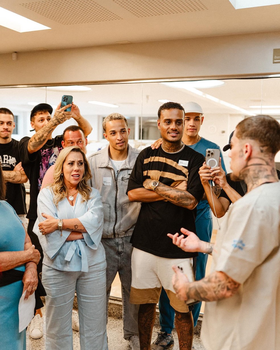 Após nascimento do filho, MC Daniel revela pedido de Lorena Maria: 'Não ...