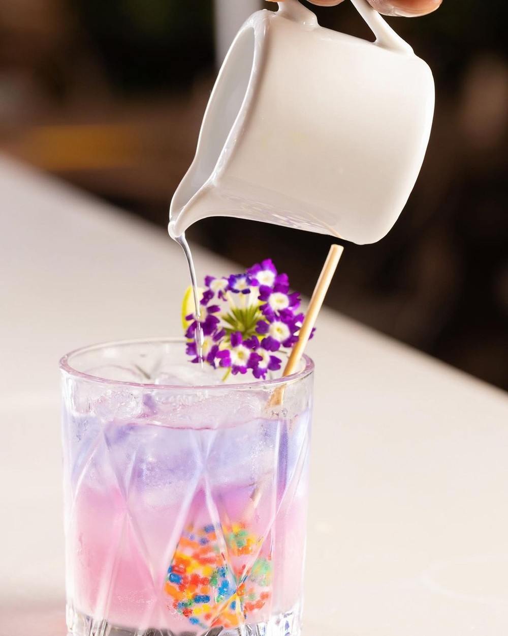 Casa ClariBela serve menu contemporâneo em charmoso casarão em SP