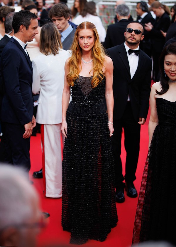 Marina Ruy Barbosa brilha no tapete vermelho de Cannes; veja fotos