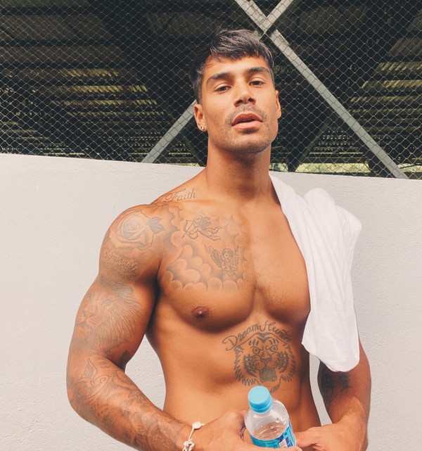 Micael Borges reflete sobre corpo musculoso: 'Passei da fase do lance da estética'