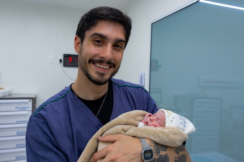 Bruna Hamú anuncia nascimento do filho caçula, Joaquim