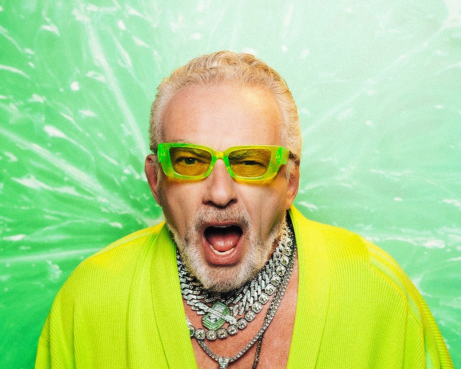 Aos 75 anos, artista inglês Gringo do Funk lança primeira música: 'Me ...