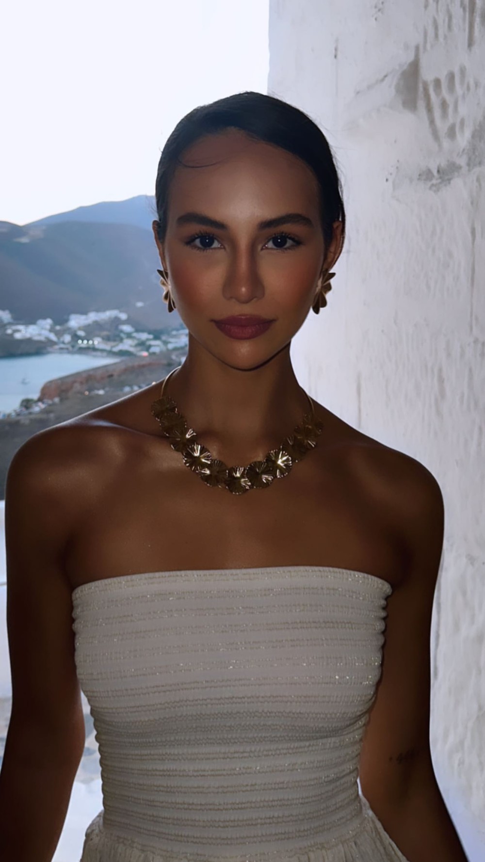 Miss Brasil 2023, Maria Brechane curte a Grécia com amigas; fotos e vídeos