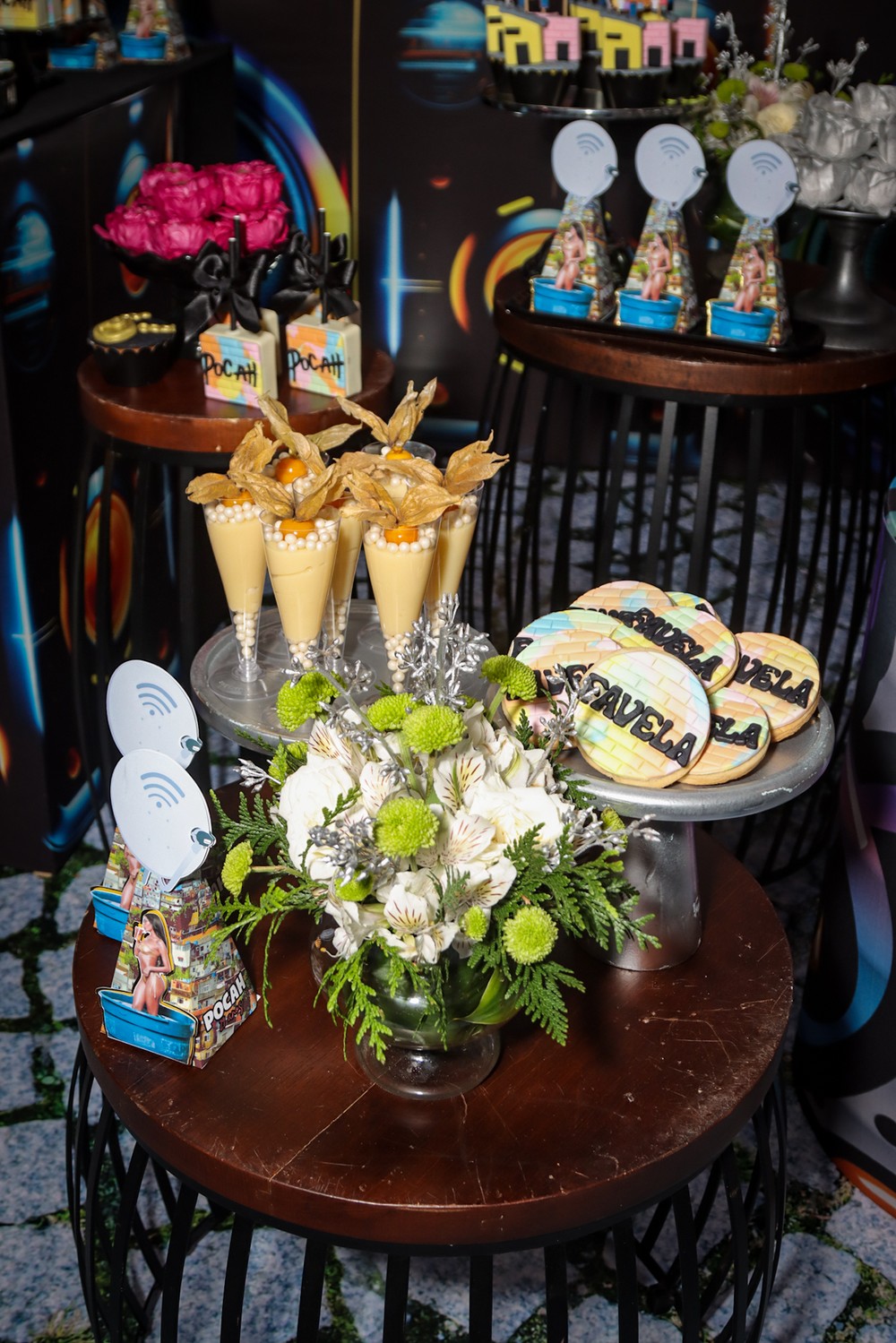 Pocah faz aniversário de R$ 20 mil com tema baile funk; fotos e vídeos