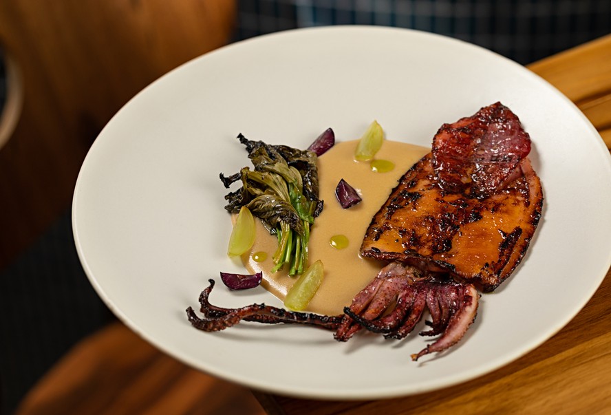 Ocyá, especializado em peixes e frutos do mar, abre nova casa no Leblon