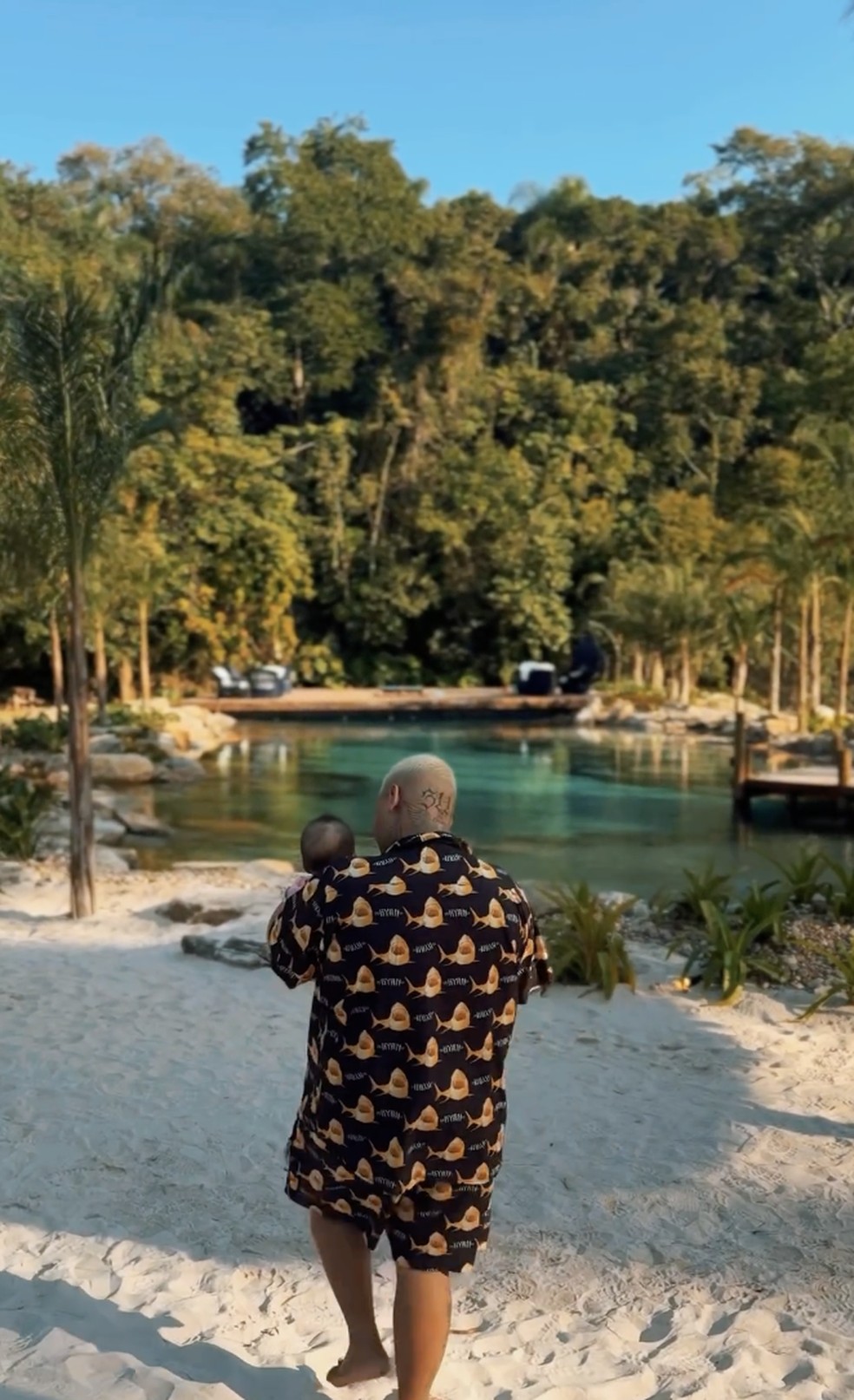 MC Ryan SP: lago artificial do cantor custou R$ 5 milhões e é aquecido