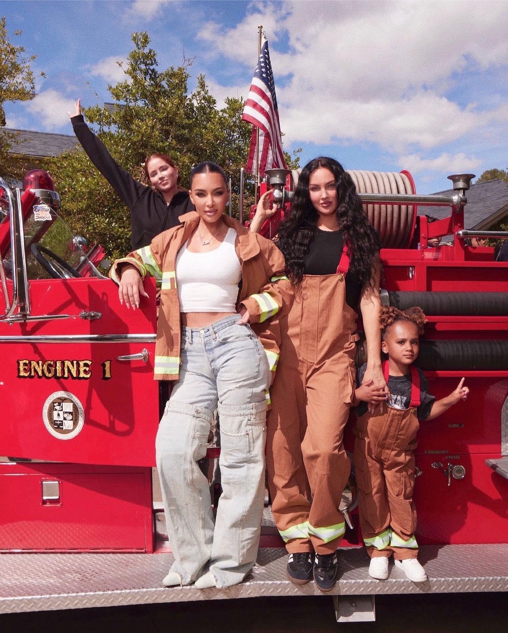 Kim Kardashian abre álbum de fotos do aniversário do caçula sem Kanye West