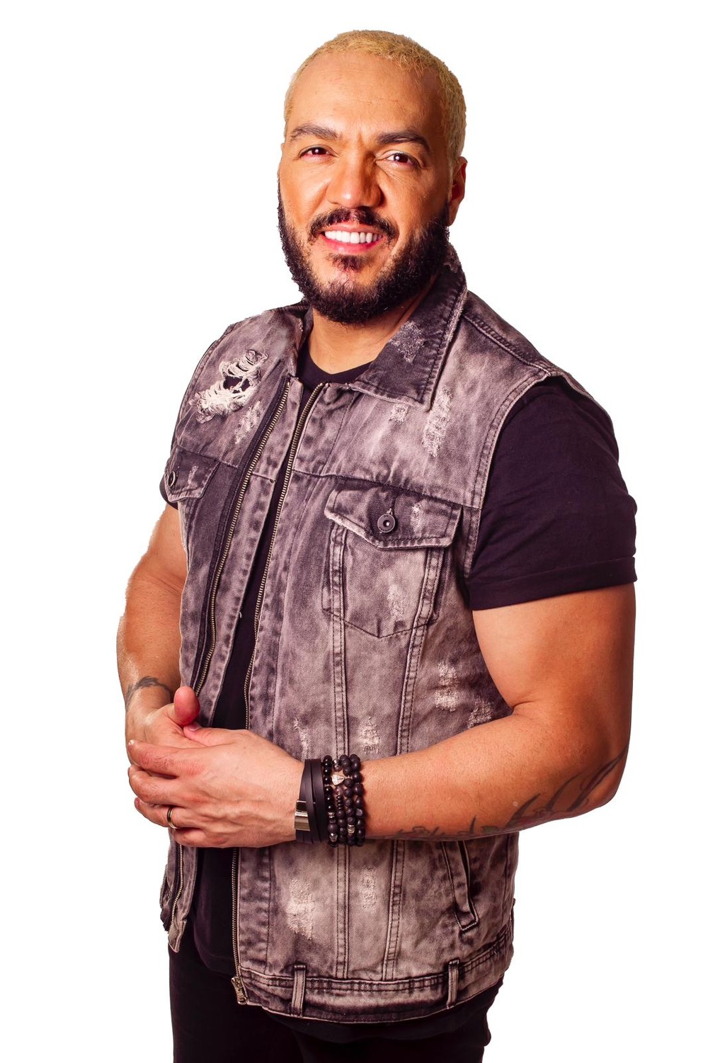 Belo comenta turnê de reencontro com o Soweto: 'Uma celebração de vida'