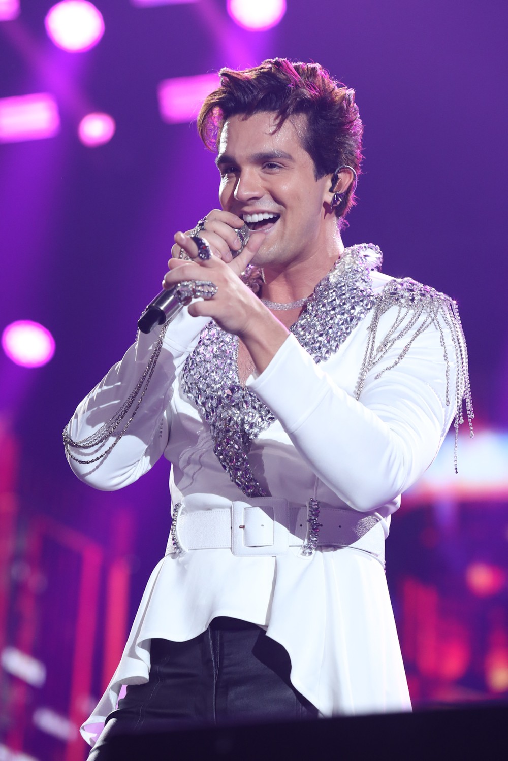 Luan Santana grava DVD com megaprodução 'futurista' no Mineirão
