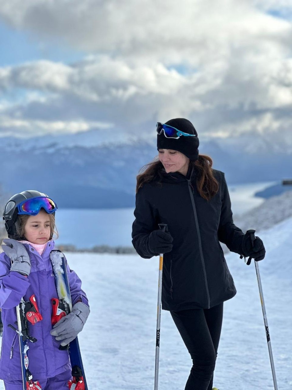 Flávia Monteiro volta para Argentina após 20 anos e realiza sonho da filha