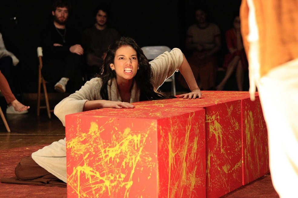 Alane reflete sobre futuro como atriz após formação: 'Aprendi a ...