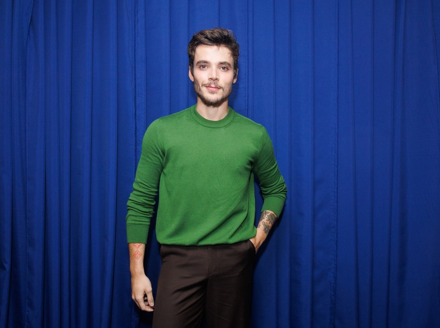 João Lucas recebe os sogros e mais famosos em show da nova turnê;