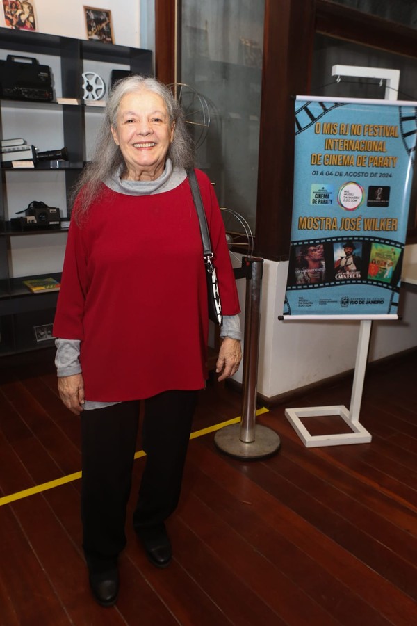 Bete Mendes é homenageada no Festival Internacional de Cinema de Paraty