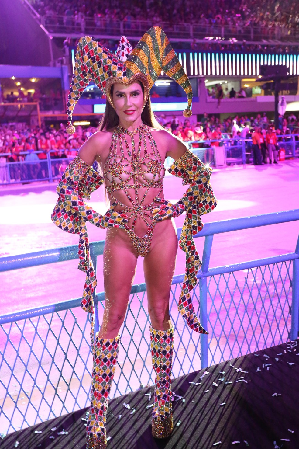 Deborah Secco brilha na estreia como Rainha do Camarote Quem o Globo; veja 12 fotos