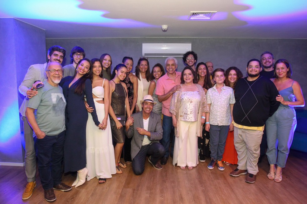 Paulinho da Viola celebra 80 anos em show com famosos no Rio