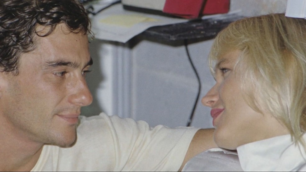 Adriane Galisteu comenta rumor de que Ayrton Senna pretendia se separar ...