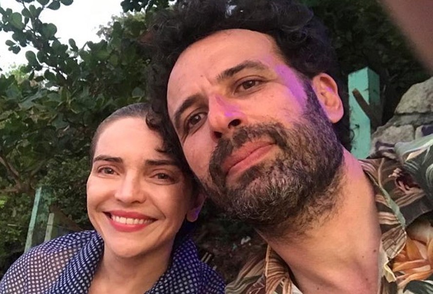 Atriz relembra estreia ao lado do marido em novelas em 'Cheias de ...