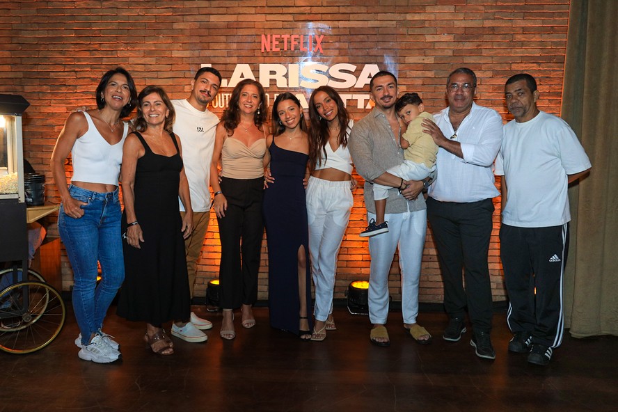 Anitta recebe famosos em festa de pré-lançamento de novo documentário ...