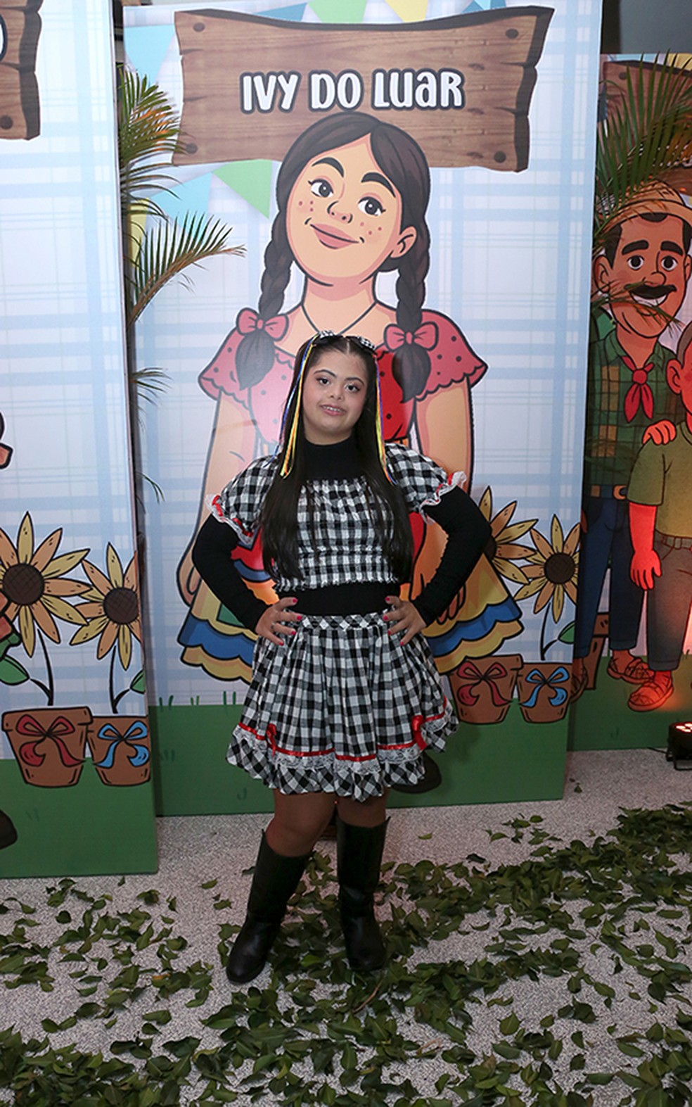 Romário celebra XVII 'Arraiá do Baixola' com forró e clima nordestino