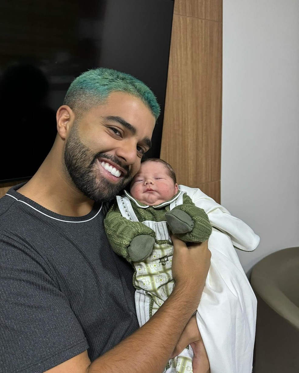 Quem são os padrinhos de José Leonardo? Saiba a escolha de Virginia ...