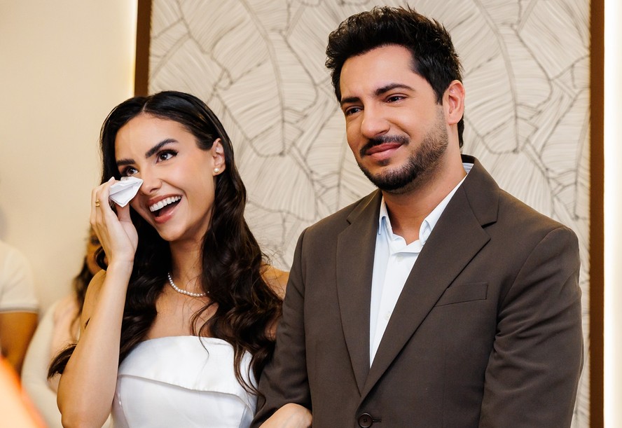 Sertanejo Thiago e Geórgia Fröhlich se casam em SP; fotos